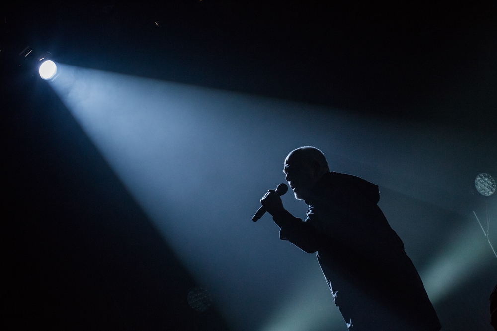 Knockin' on Heaven's Door - expoziție Alex Chelba - F64 Blog